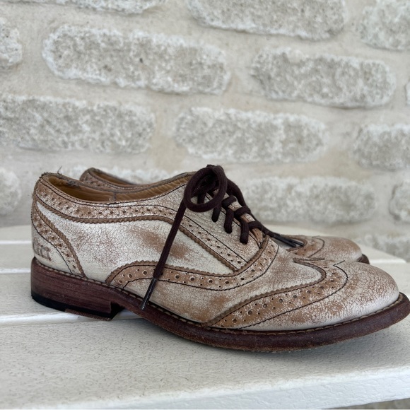 Bed Stu | Shoes | Bed Stu Lita Oxford Nectar 6 White Distressed Shoes ...